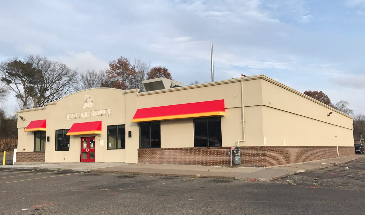 What’s happening with AutoZone and Chuck E. Cheese? – West St. Paul Reader