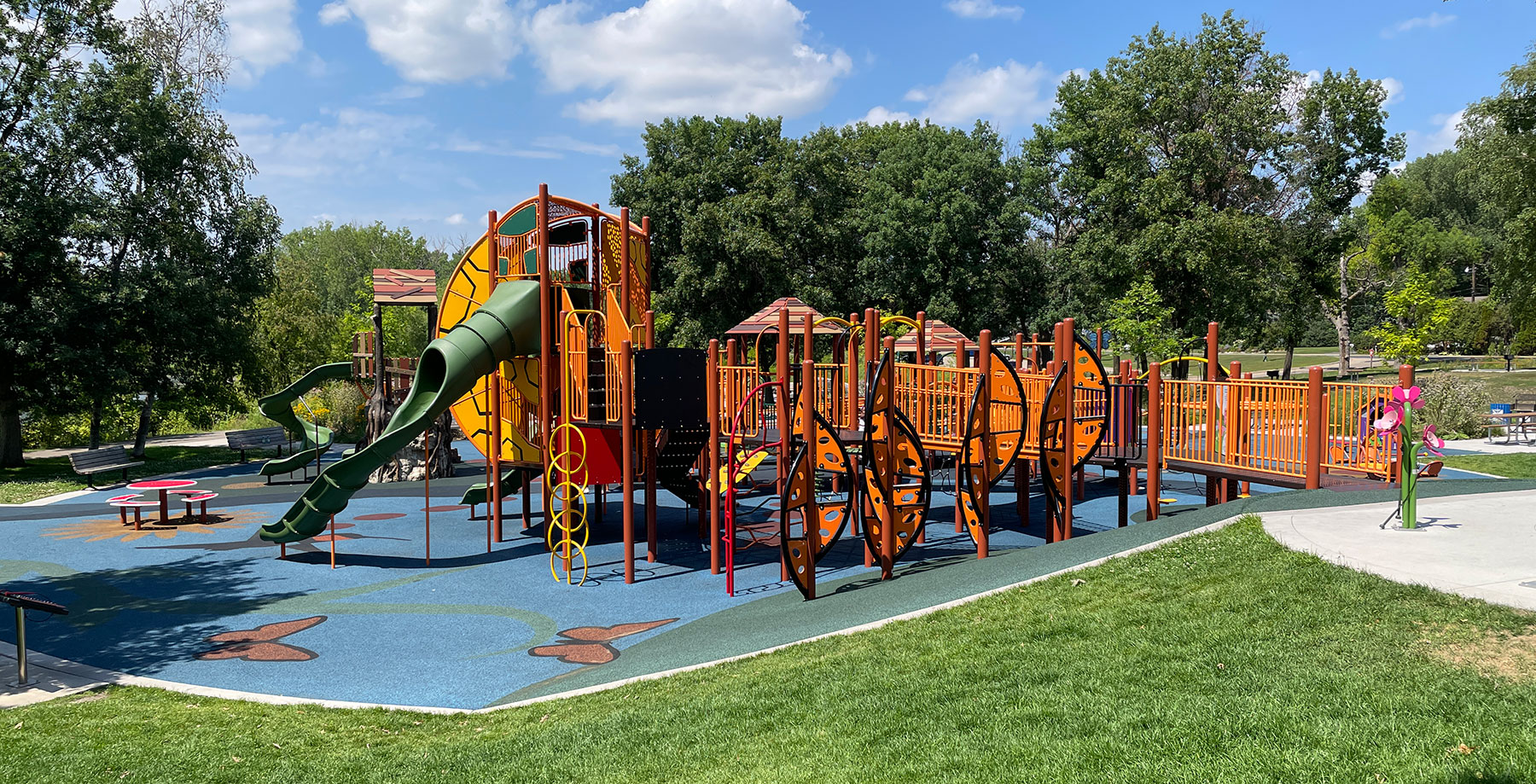 New Fence Coming to Thompson Park Playground – West St. Paul Reader