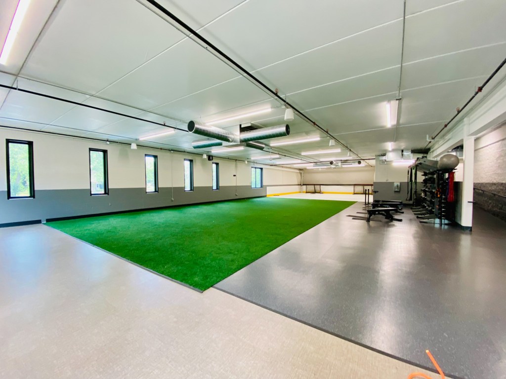 Then & Now: West St. Paul Ice Arena – West St. Paul Reader