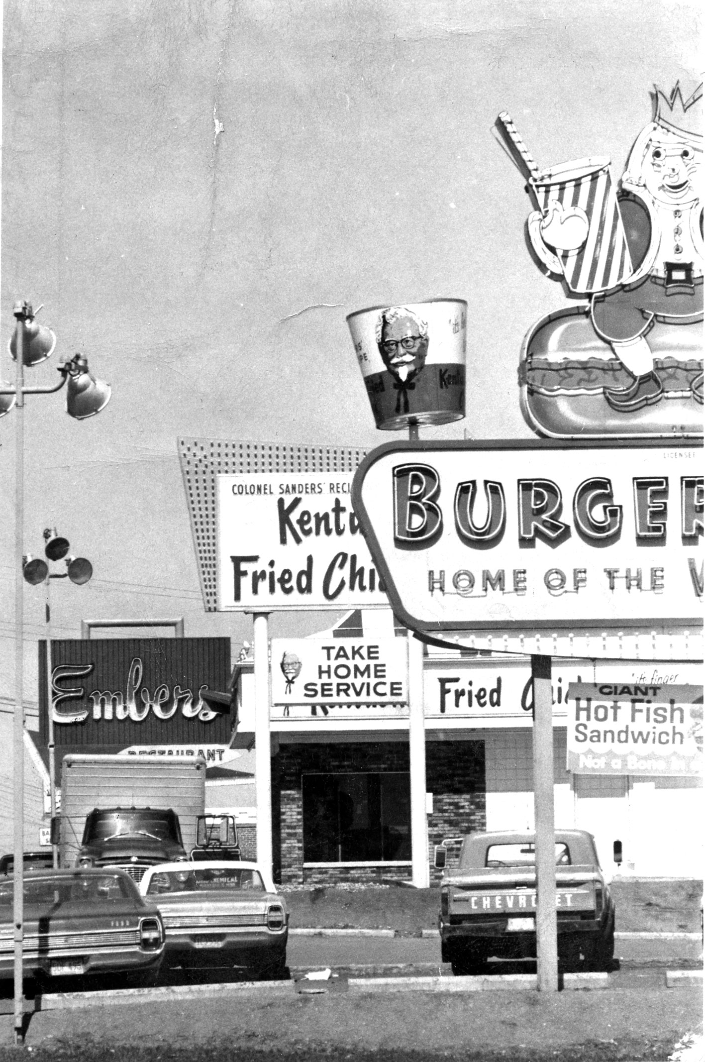 Then & Now: Fast Food on Robert Street – West St. Paul Reader